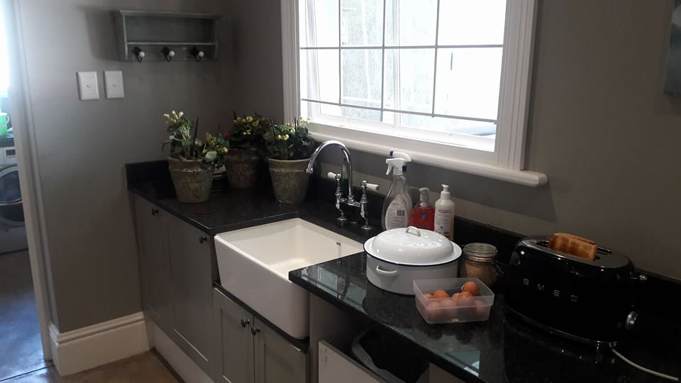 Rustenburg Granite #ModernCountryKitchen Done In Beautiful Mooi River ...